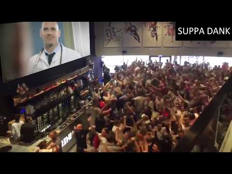 Crowd goes wild for Dr. Sins - The New Avenger