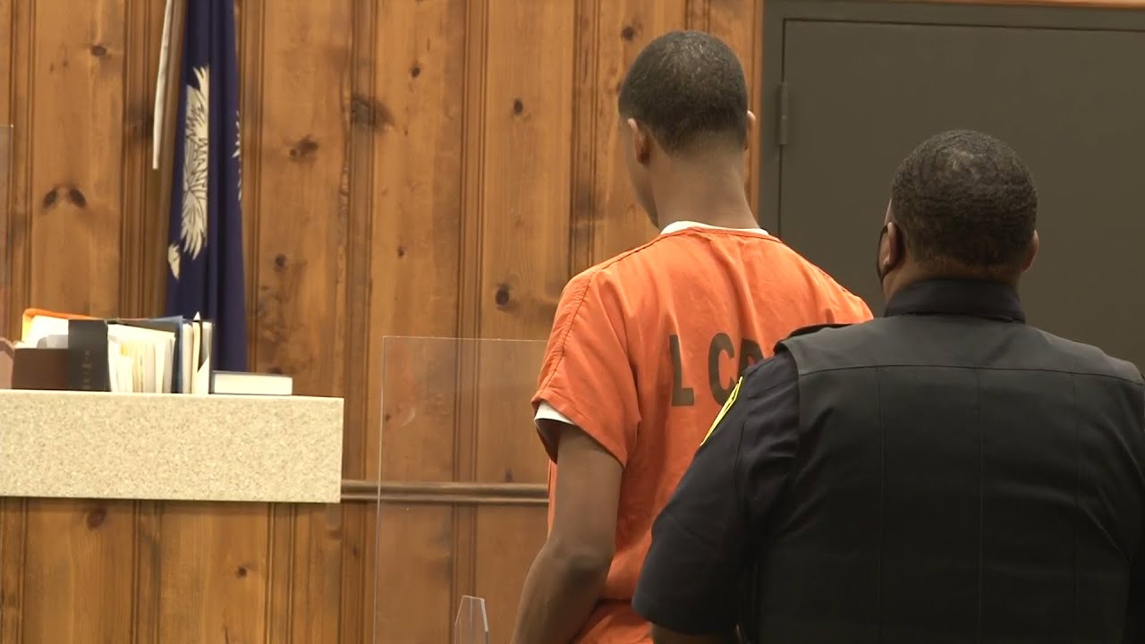 Amari Smith, third suspect in Columbiana Centre shooting, appears in ...