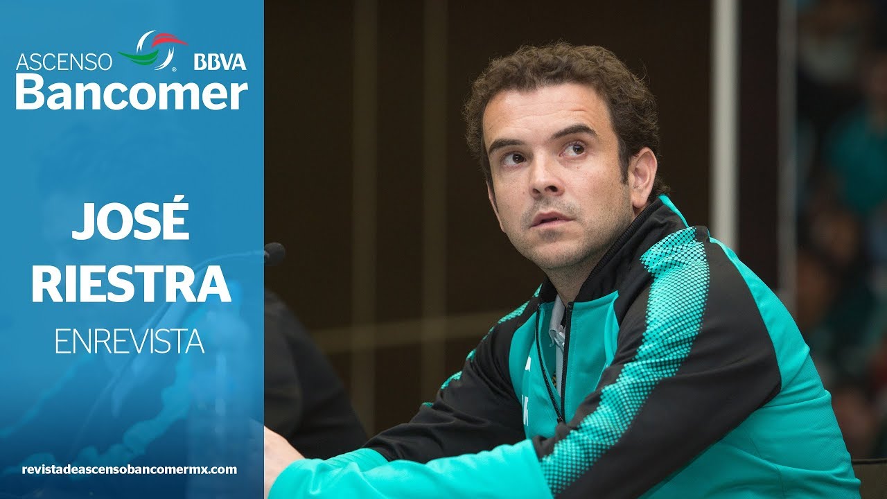 Entrevista con José Riestra, Vicepresidente de Club Santos - YouTube