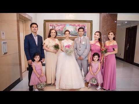 The entourage.Philippine church wedding. - YouTube
