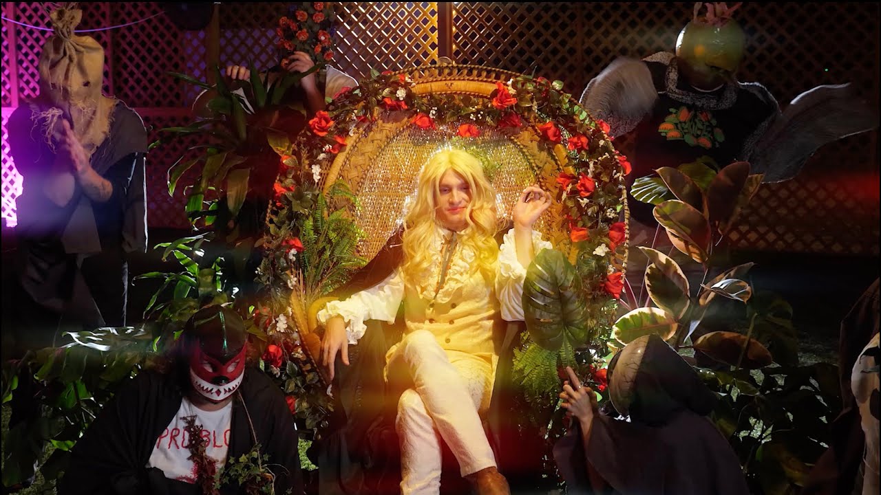 Fight Opera Rises - YouTube