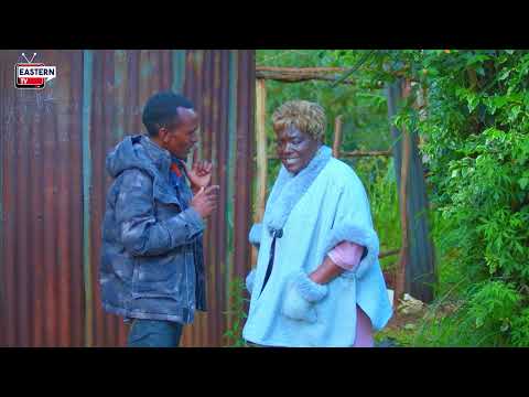 We captured mama Hannah Bribing o.c.s Langat kweli our kenya is rotten ngai Mwathani!!!!!!!