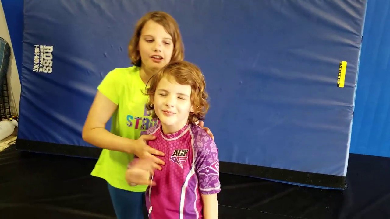 BJJ Girls - Kids Jiu Jitsu Techniques - Arm Drags are Everywhere! - YouTube