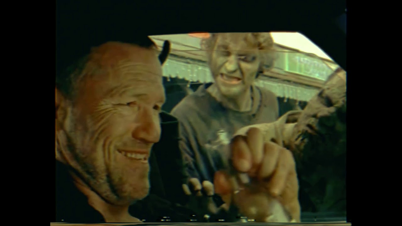Walking dead Merle Car complete scene & Bonus Call of the dead trailer ...