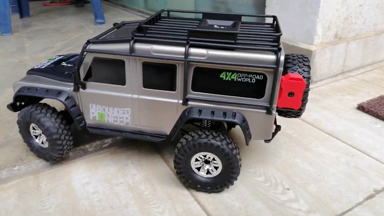 HOBBY WORLD - RC DEFENDER - YouTube