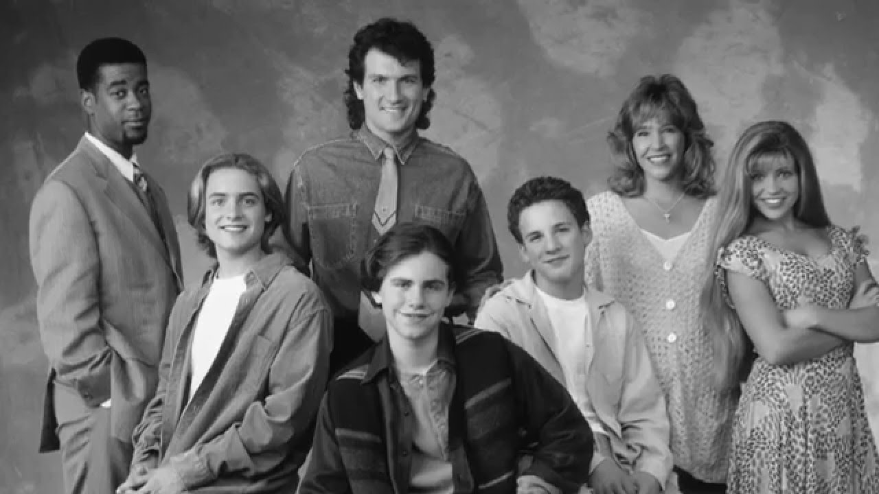 Anthony Tyler Quinn Garoto Conhece O Mundo