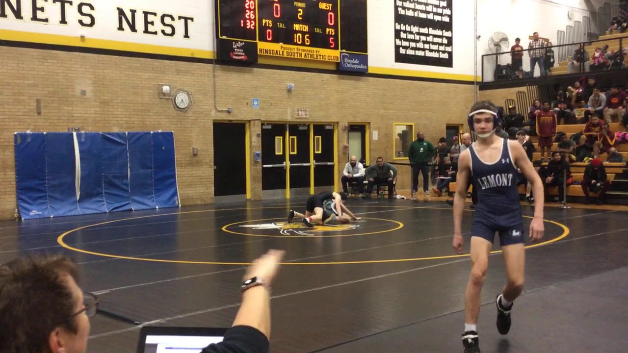 Livia Hoffman 2020 IHSA 2A Wrestling Sectionals - YouTube