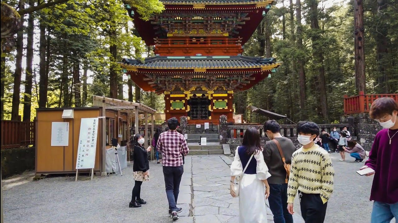 【4K】Walking in Japan Nikko Toshogu Shrine Built In 1617 - YouTube