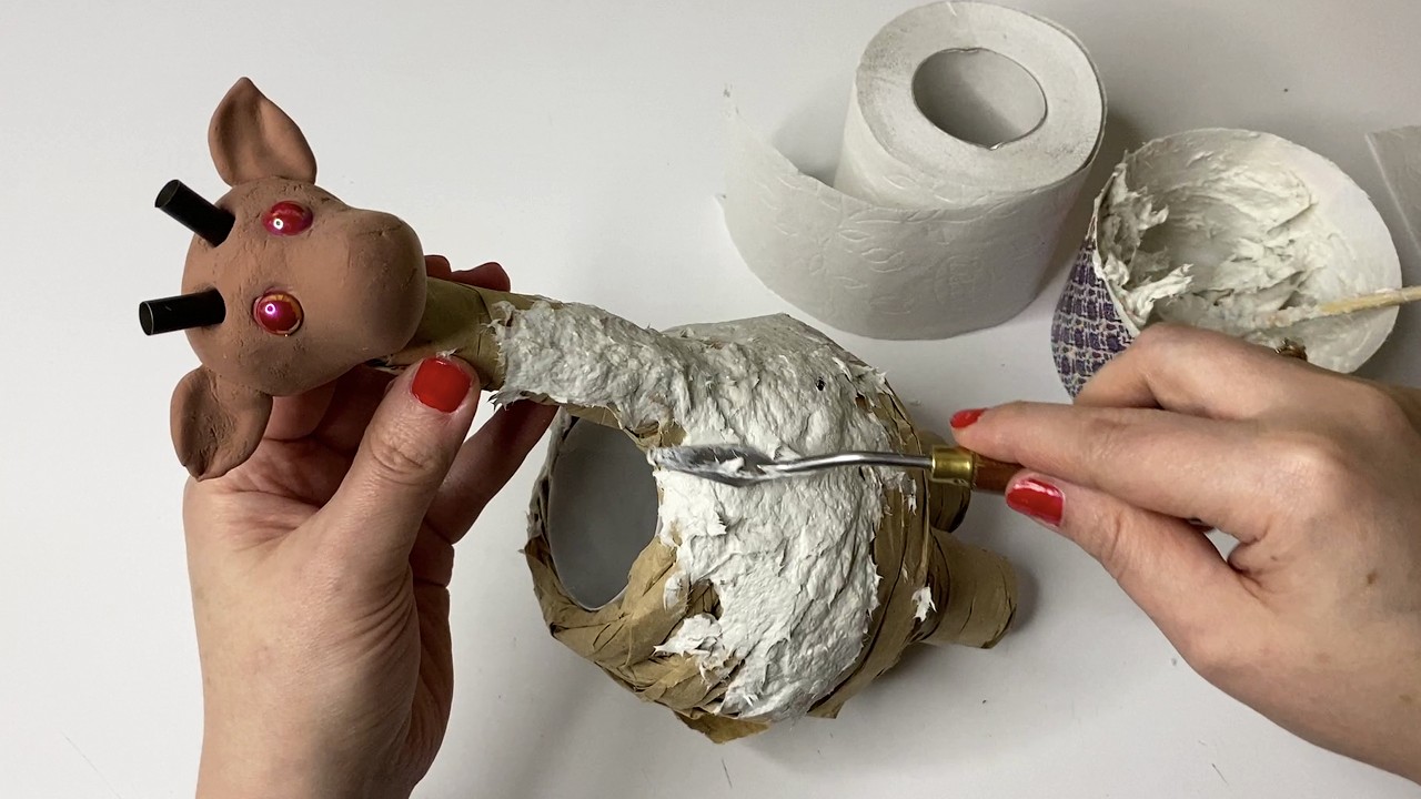 DIY 🥰🦒Cute Papier Mache Giraffe | Children's Paper Pencil Stand - YouTube