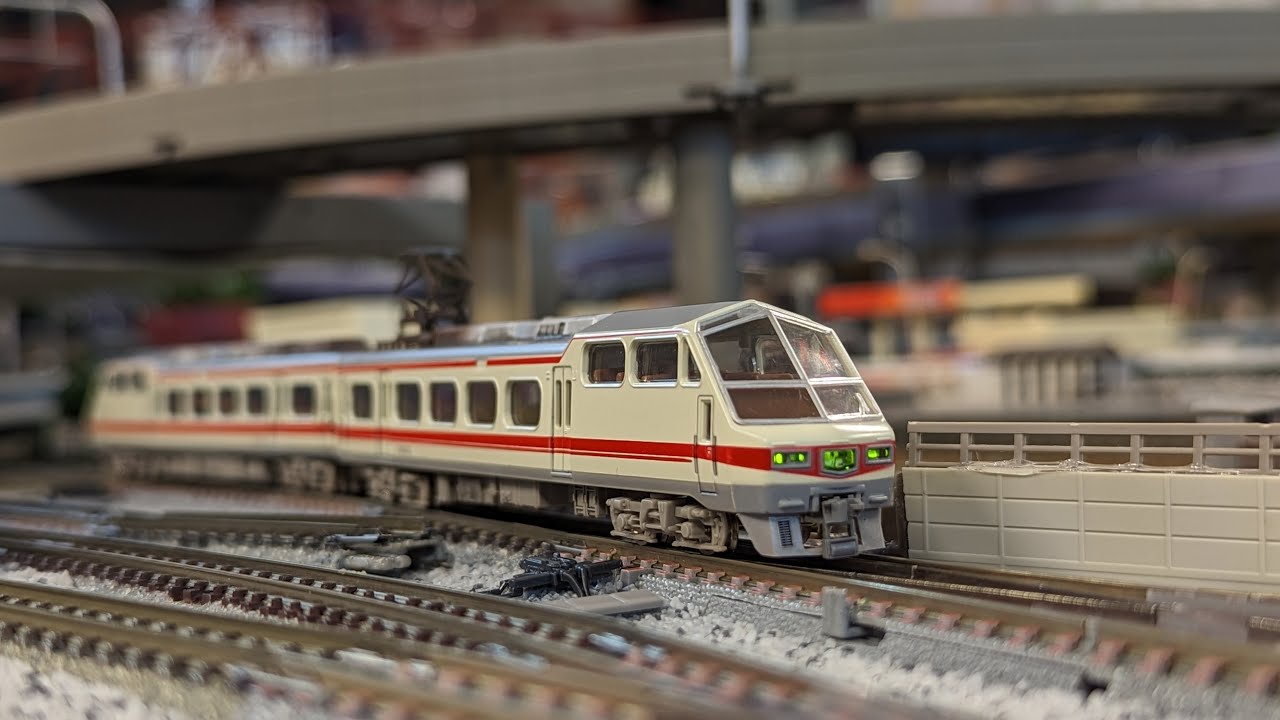 Japanese express train with white color that was active in the past ...