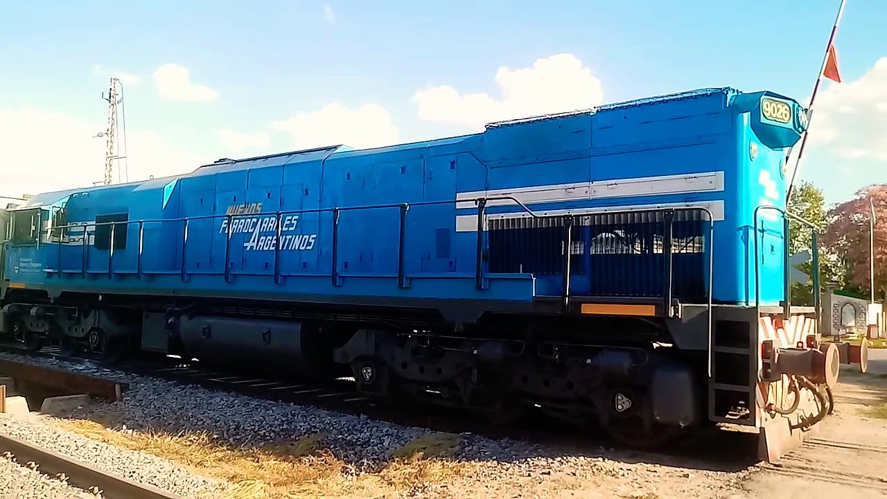 EMD GT 22 9026 Trenes Argentinos - YouTube