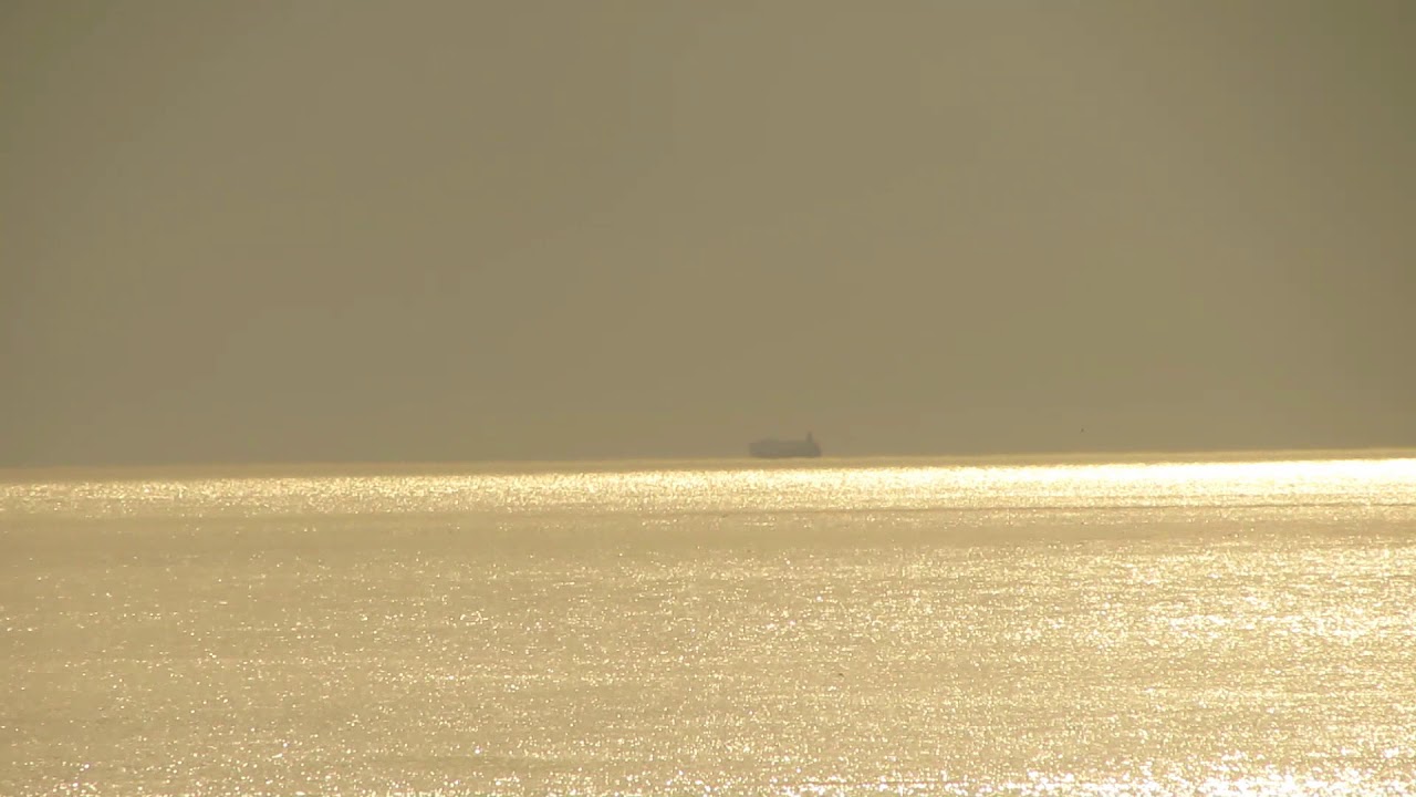 Looming sea surface - YouTube