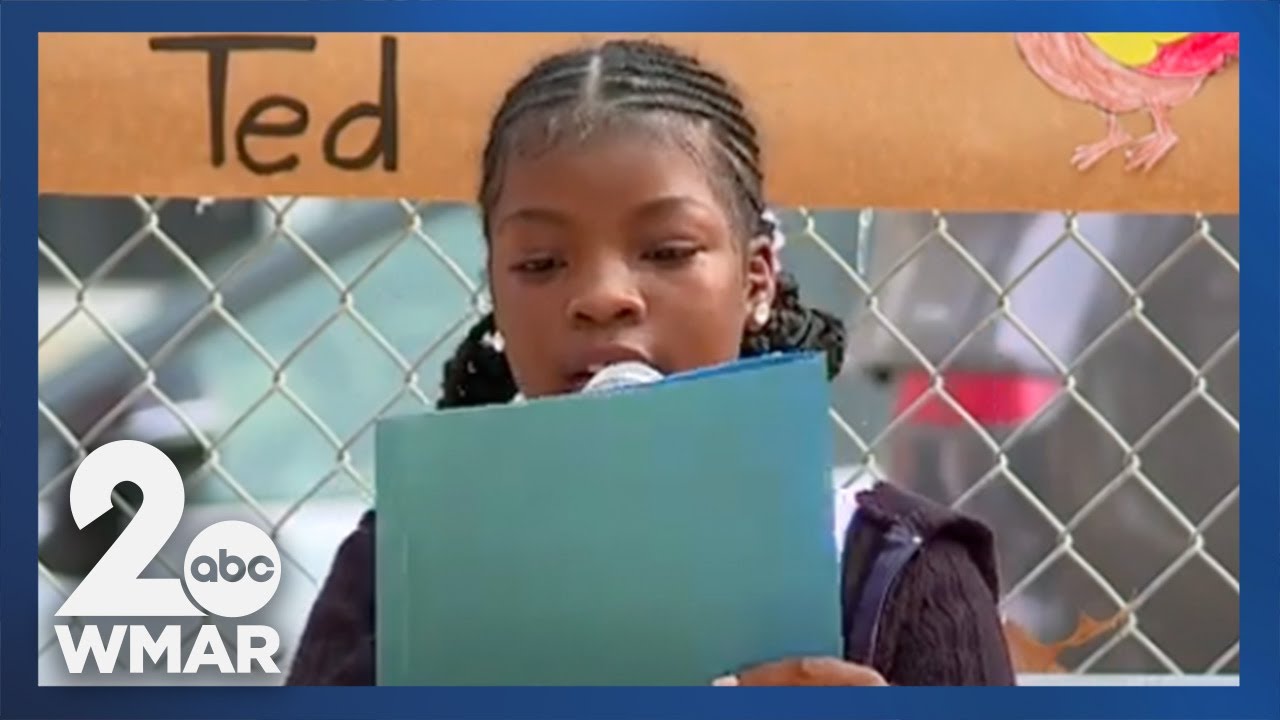 Speech by 5th grader saves the life of a turkey named 'Ted' - YouTube