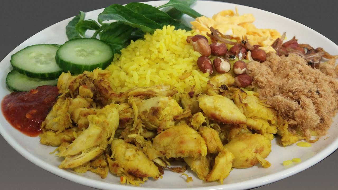 Indonesian Yellow Rice with Fried Chicken - Fragrant and Delicious ...