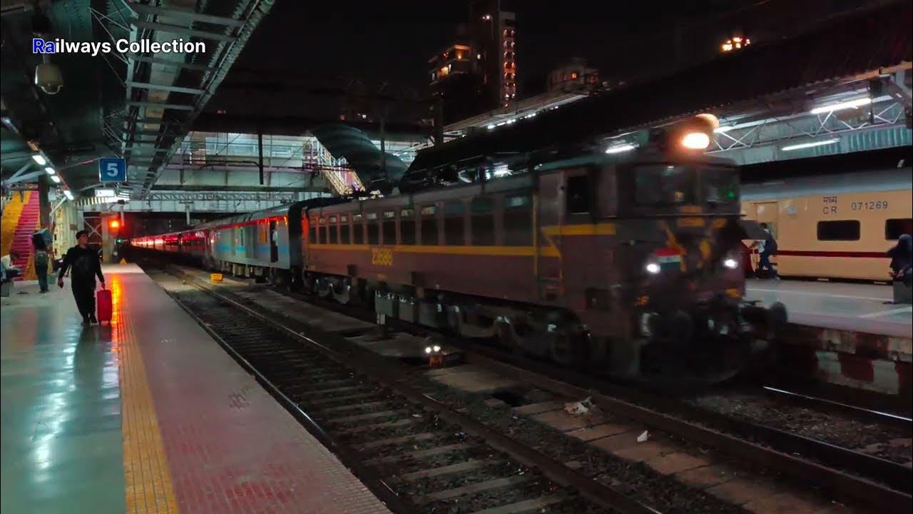 Mandovi Express Arrivel at Dadar Station Mumbai - YouTube