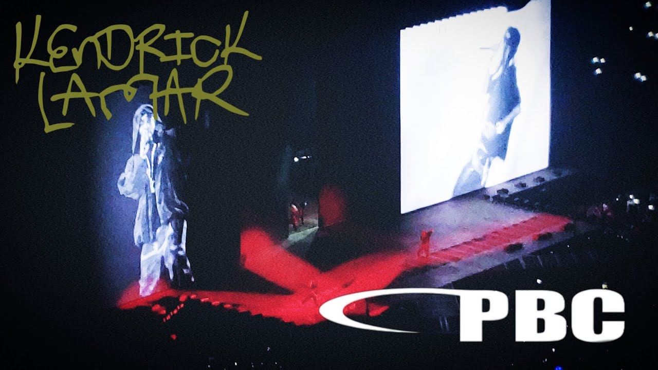 Kendrick Lamar & PLAYBOI CARTI perform GOOD CREDIT on the Grand ...