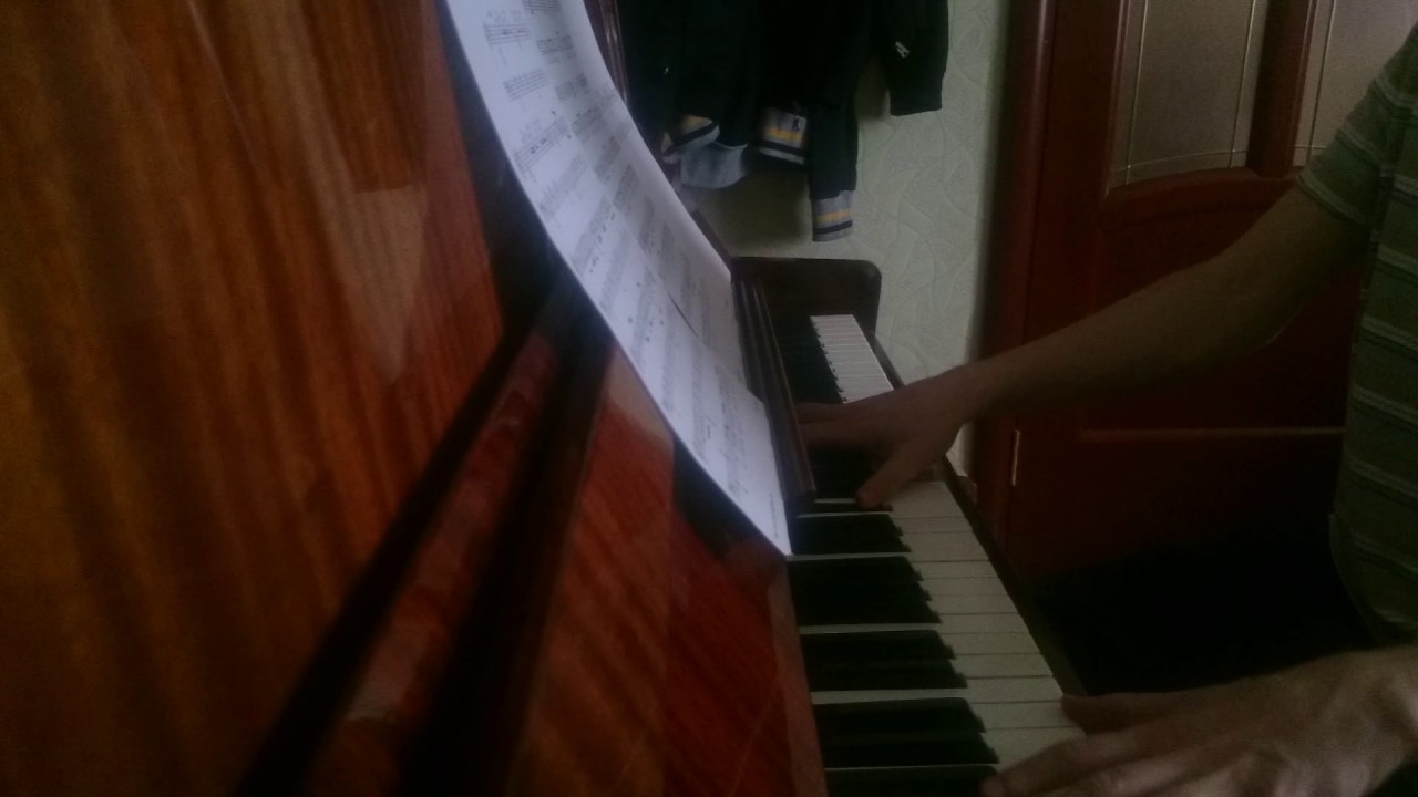 Rihanna - Diamonds (piano cover) - YouTube