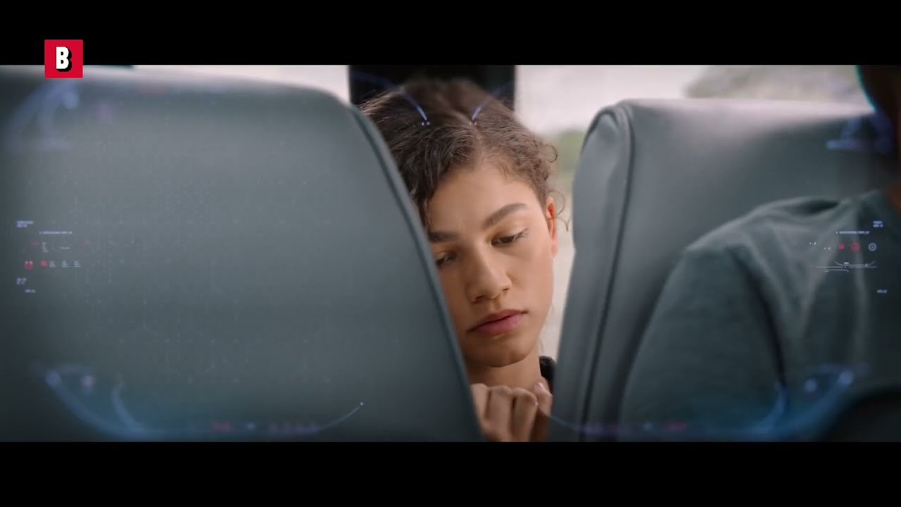 Iron Mans EDITH Drone Scene SPIDERMAN FAR FROM HOME - YouTube