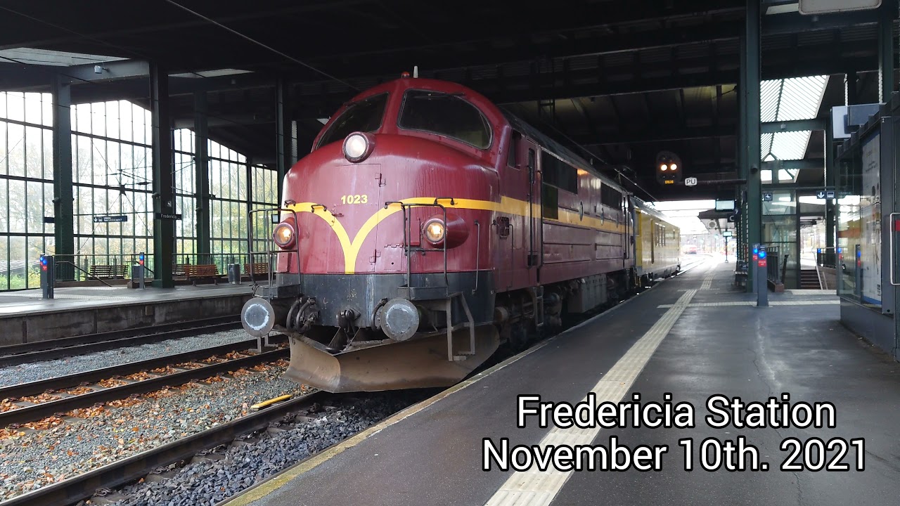 CFLCD MX 1023 and CFLCD MY 1146 seen at Fredericia Station and Kolding ...