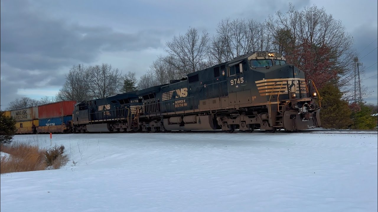 Earliest Active Dash 9 Leads NS 289 - YouTube