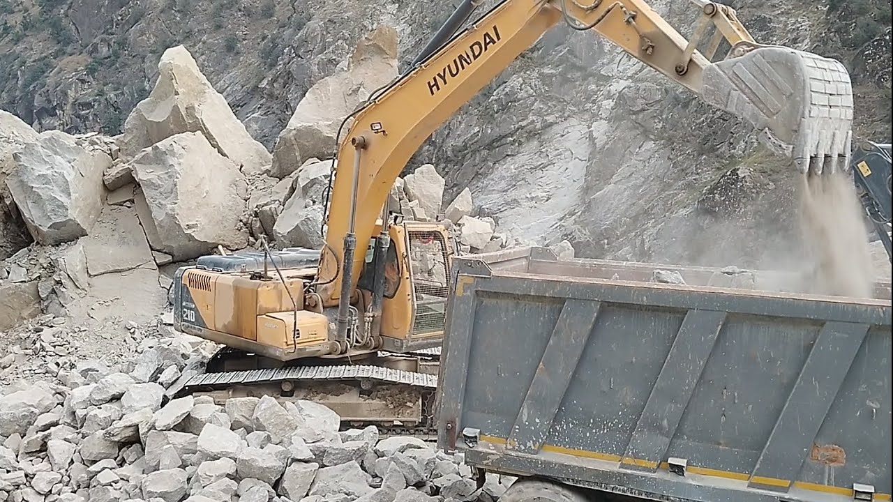 Damper loading power full Machine💪💪💪| HYUNDAI 210 - YouTube