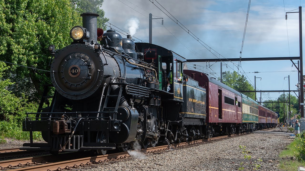 Steam on a SEPTA Mainline! NH&I #40 North Wales 150th Anniversary ...