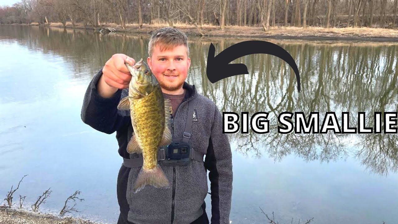 Fishing the KANKAKEE RIVER(EARLY SPRING 2022) - YouTube