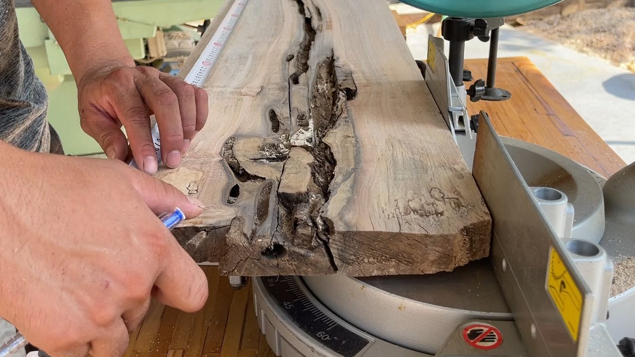 Rotten Wooden Panels // Crafting Home Furniture From Rotting Wood Panel ...