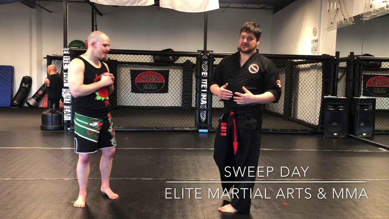 Karate sweep the leg class - YouTube