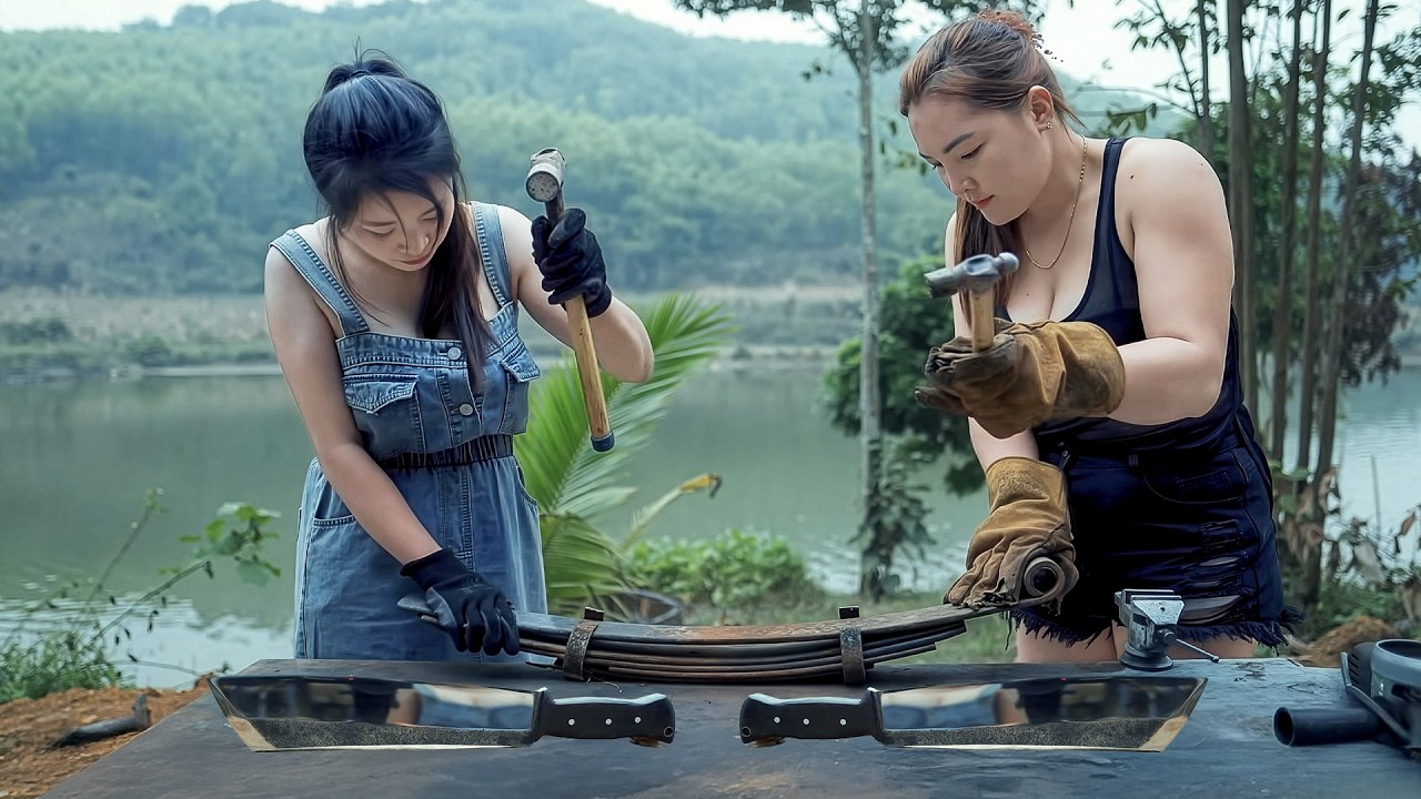 Forging a Blacksmith Knife in a Knife Making Workshop – Female Makers ...