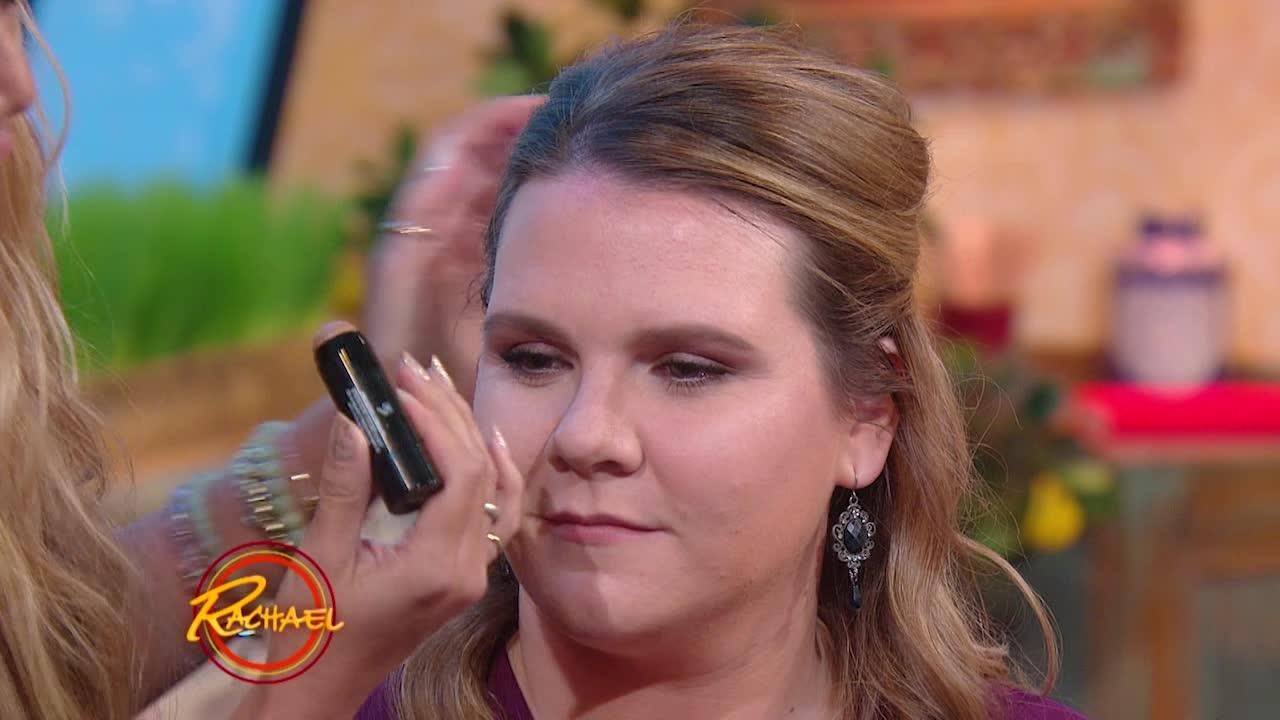 How to Remedy Too-Obvious Makeup Contouring - YouTube