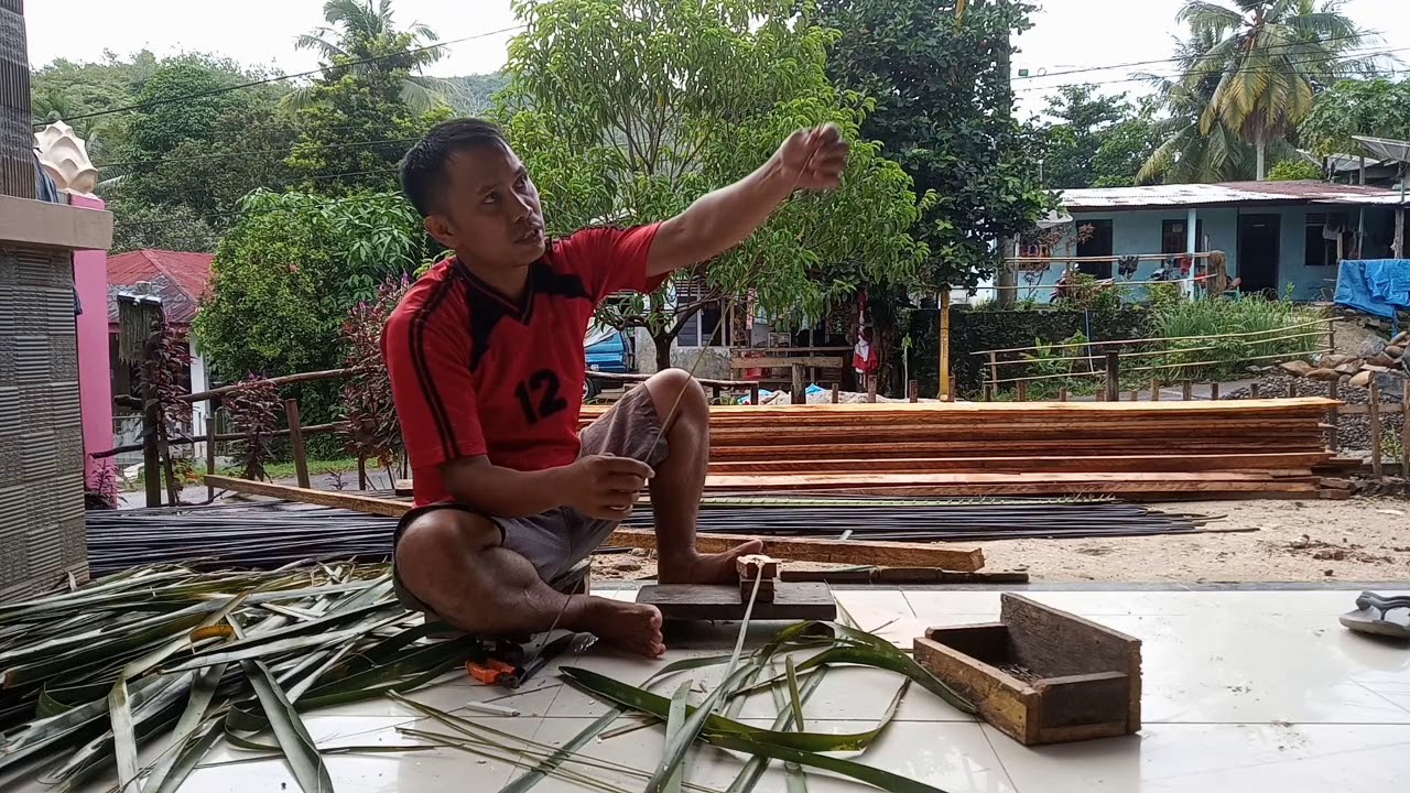 Alat Pengarit Lidi Kelapa / Sawit - YouTube