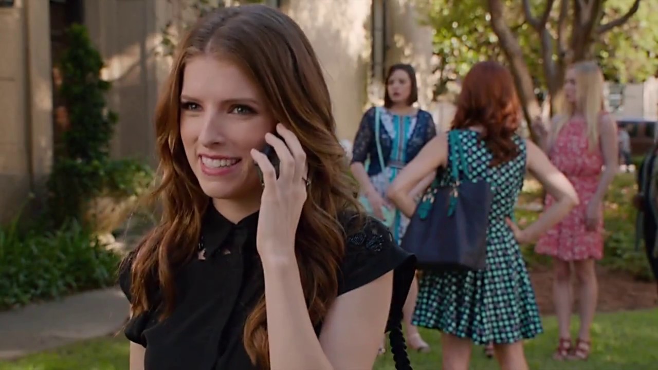 Pitch perfect (Bechloe) - I can hear the bells - YouTube