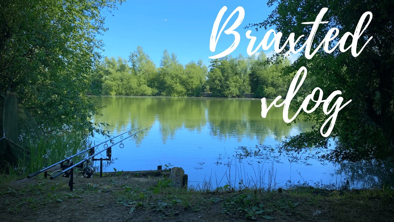 Vlogging While Trying To Bag The Big One | Braxted Back Lake - YouTube