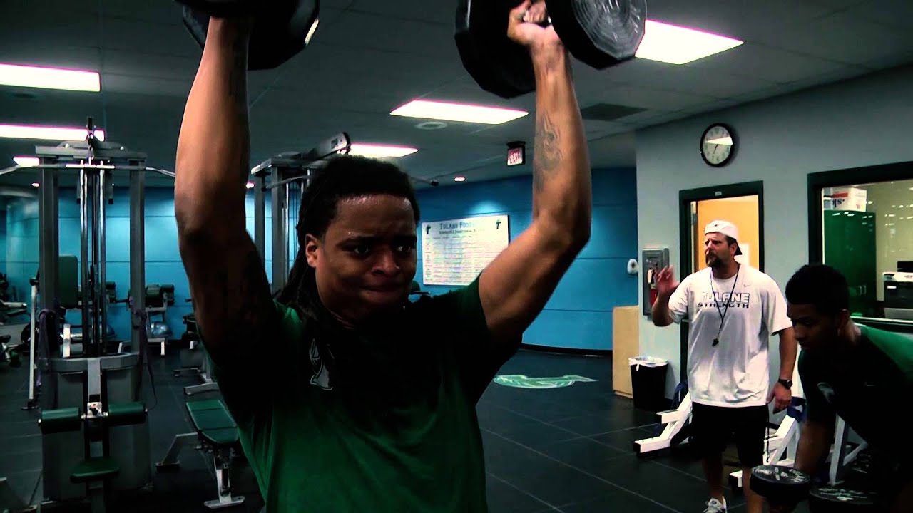 Getting RIPPED for the new season! - YouTube