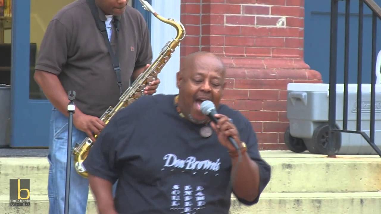 Don Brown's Soul Experience performs "I Wish" - YouTube