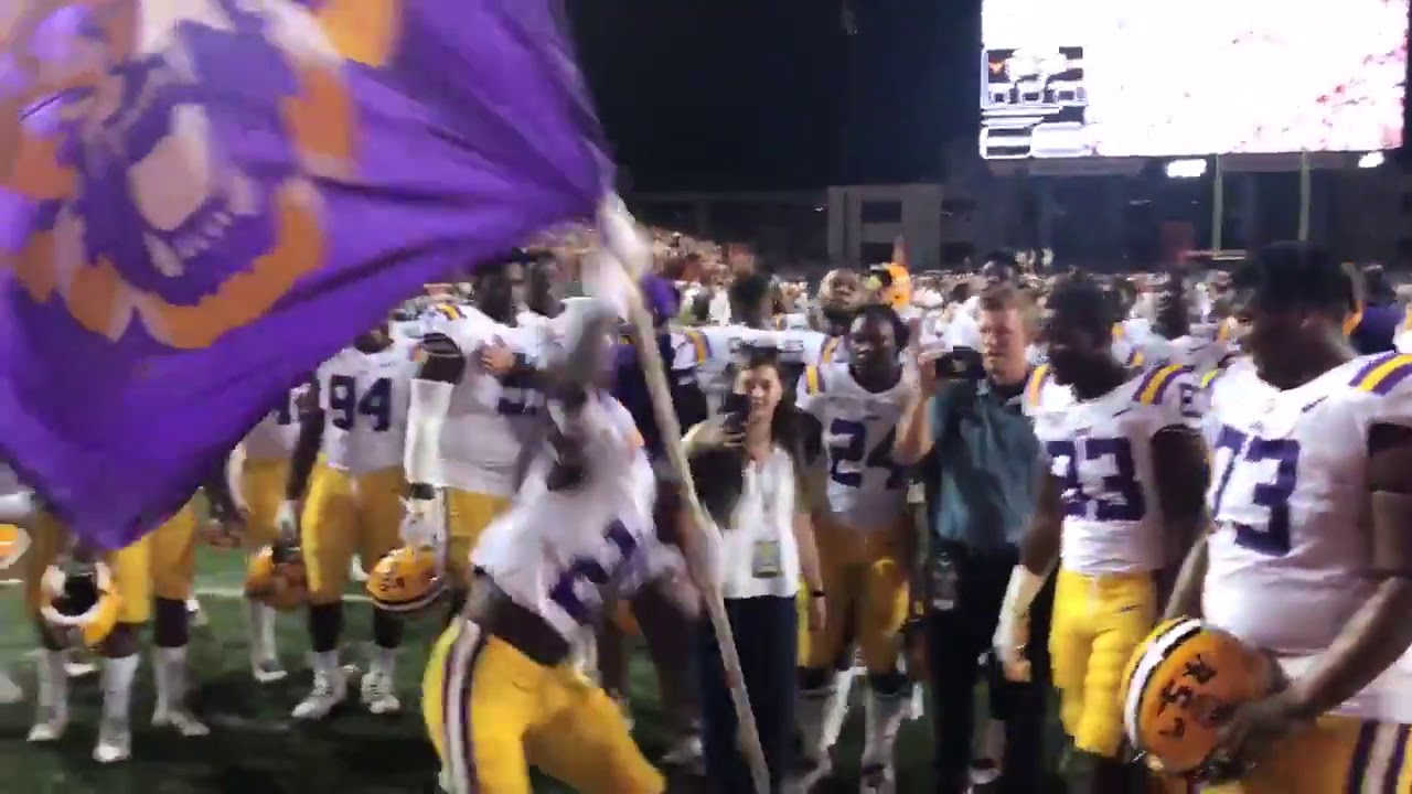 Kenan Jones Plants LSU Flag On Texas Longhorns Field - YouTube