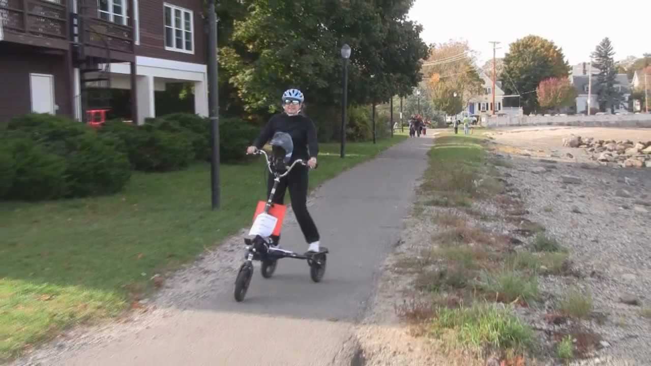 2012 Halloween Trikking in Salem, MA with The Loon Lady - YouTube