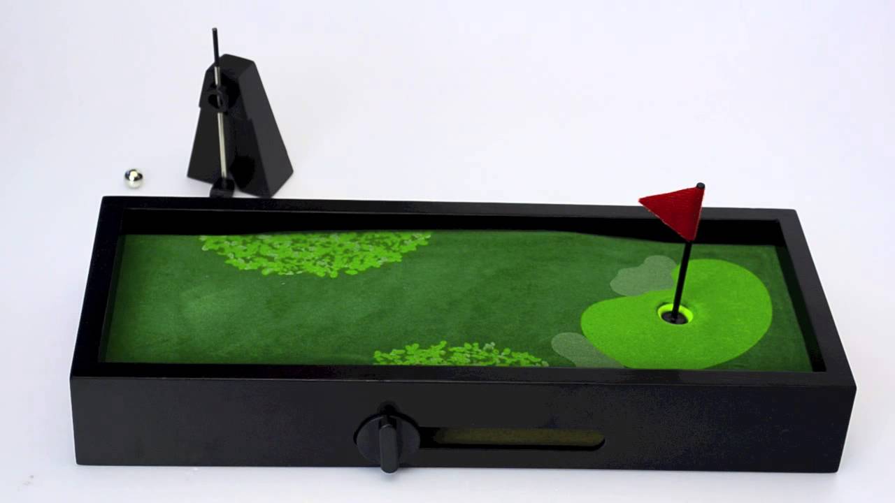 DeskTop Golf - YouTube