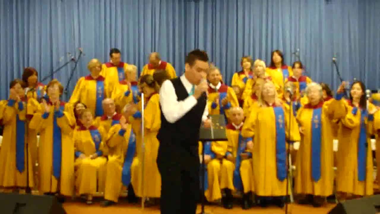 HAY PODER EN JESUS- HIMNOS DE AYER Y DE HOY - YouTube