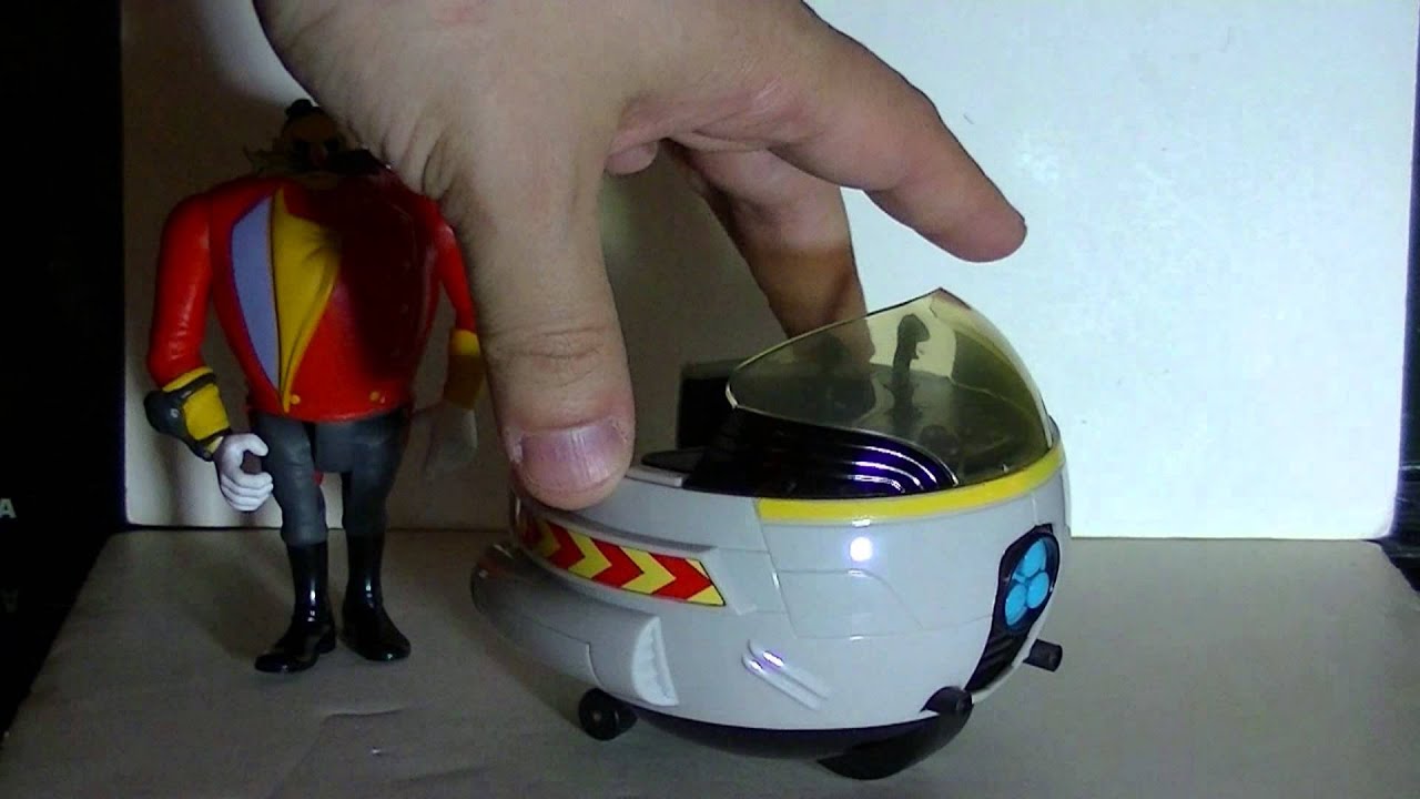 Wakeangel2K1 reviews: Eggman and Eggmobile - YouTube