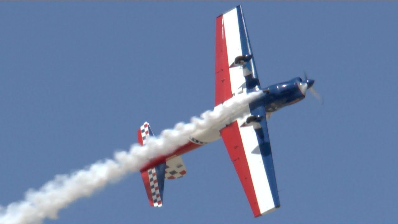 LA County Airshow 2014 - Steve Oliver & Chuck Coleman - YouTube