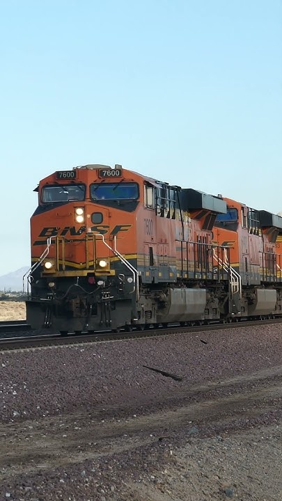 RAILFANNING SHORTS BNSF 7600 WB MP 740 NEEDLES SUB 11-17-2023 #railfaning #railway #railroad ...