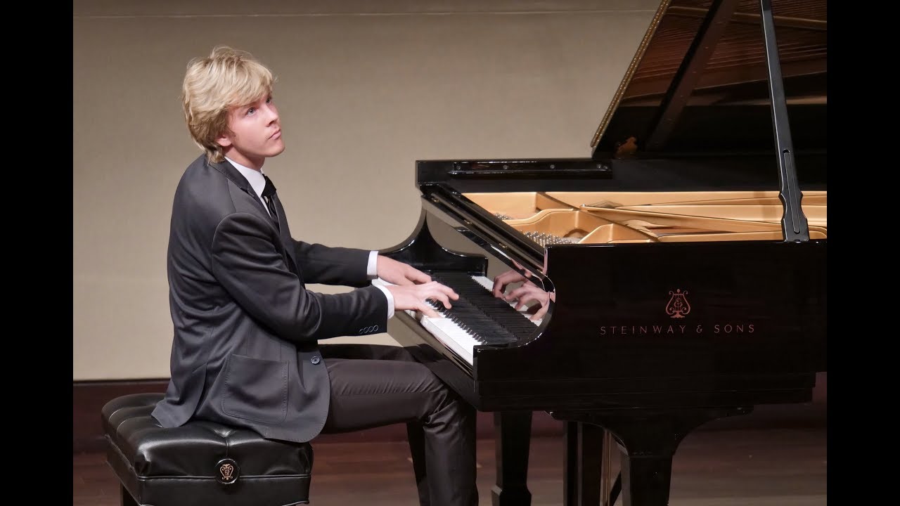 2018 New York International Piano Competition-Matyas Novak - YouTube
