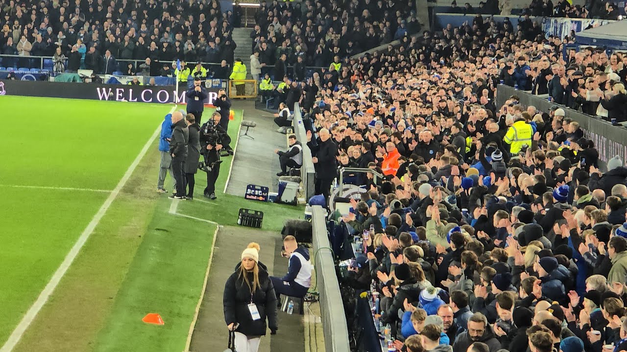 Siren Z cars EVERTON forever Entrance - Everton vs Aston Villa - David ...