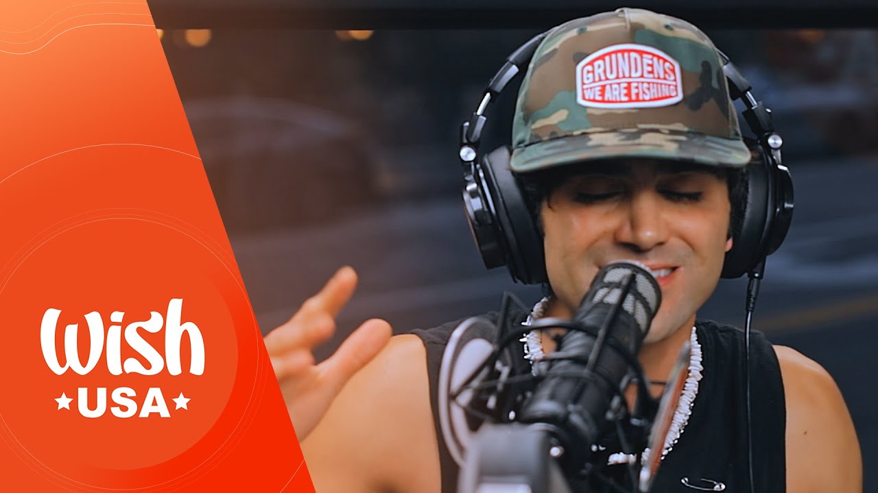 Max Ehrich performs "Backroads" LIVE on the Wish USA Bus - YouTube