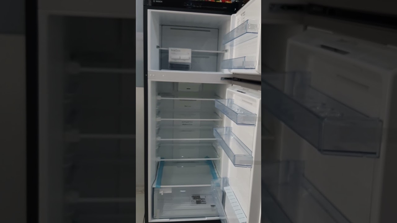 BOSCH | Refrigerator | 327 liters | Model KDN42UB30I - have a look ...