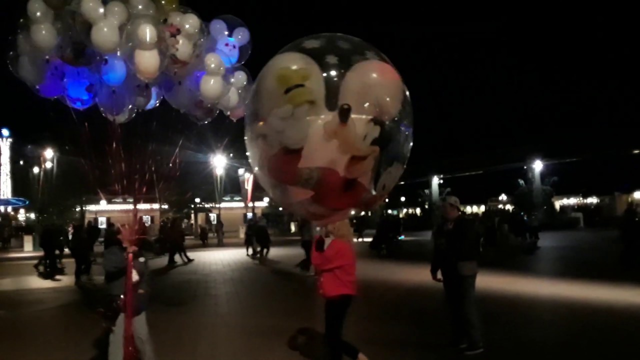 MICKEY MOUSE LIGHTNING BALLOONS - YouTube
