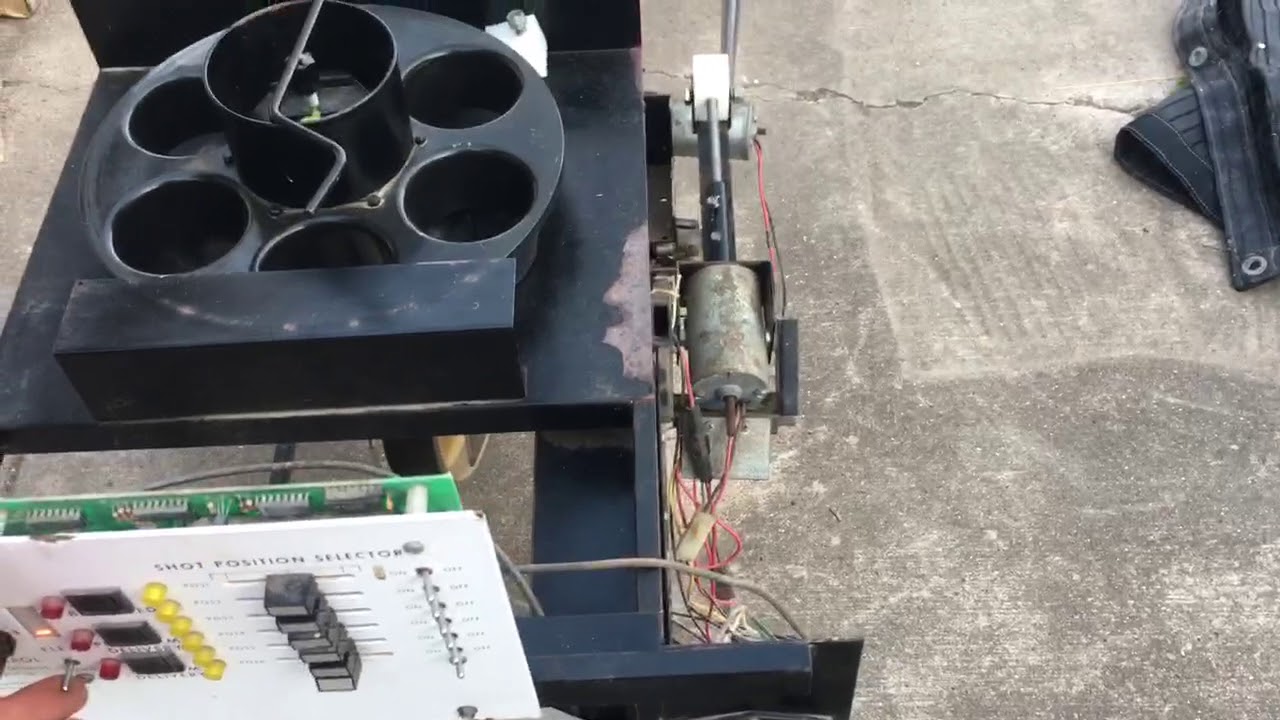 Match Mate Coach ball machine wip 2 - YouTube