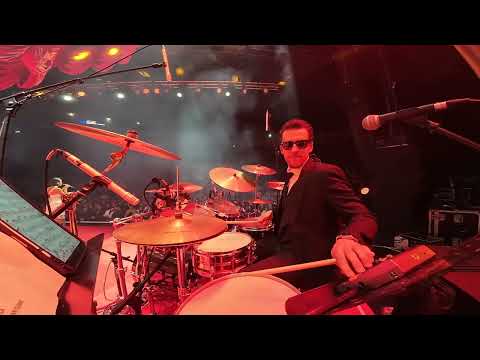 Celal Avcı - Sensiz İstanbul'a Düşmanım - Zeynep Bastık (Harbiye)